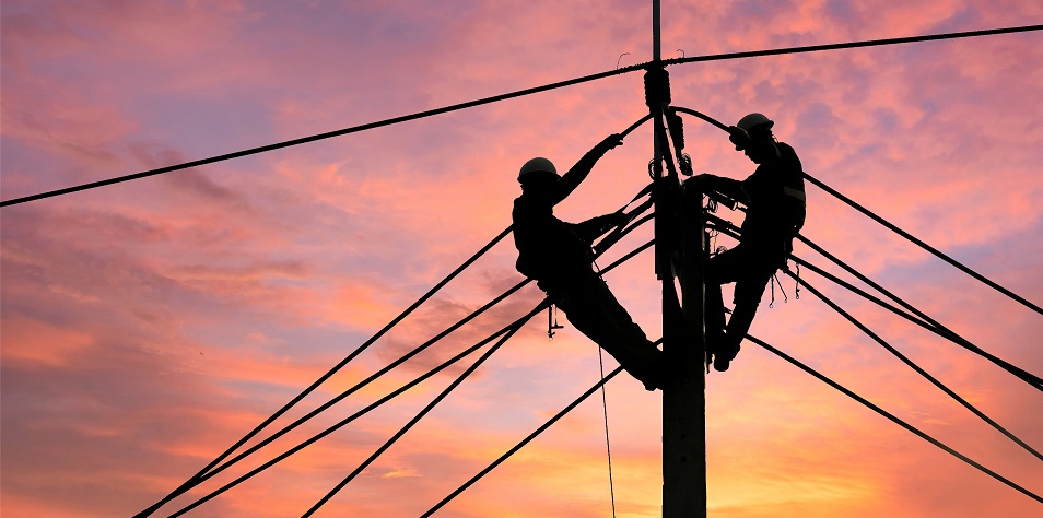 Tips for Electrical Safety & Protection | Honeywell