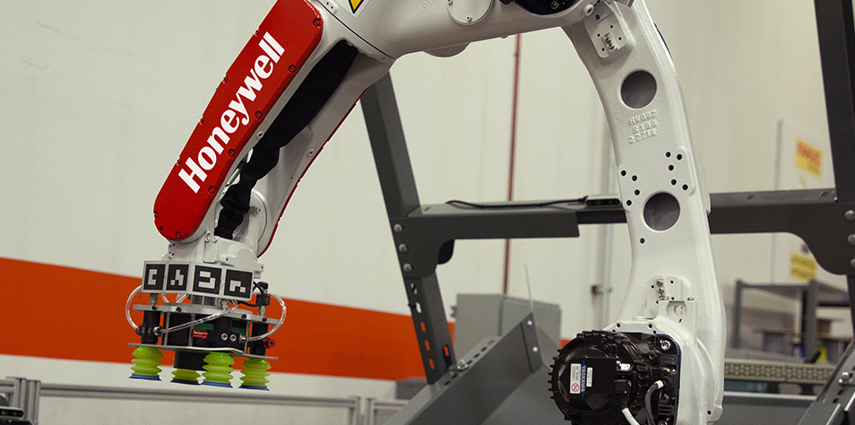 Sorter Induction | Honeywell Intelligrated