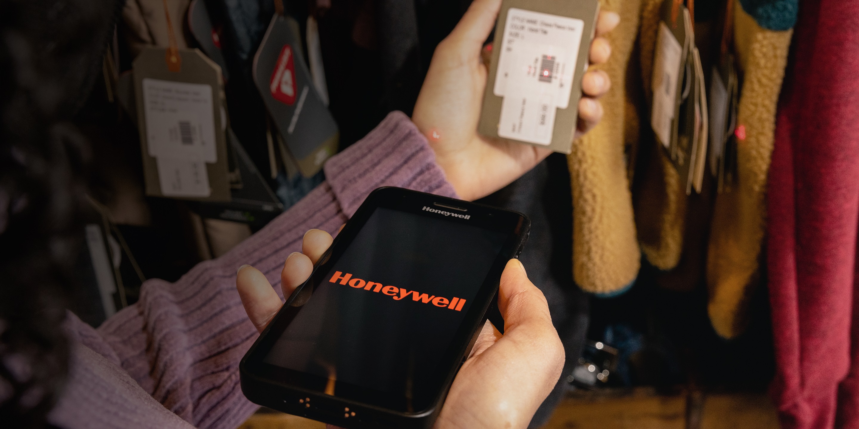 Retail Solutions: In Store, Click and Collect & more | Honeywell